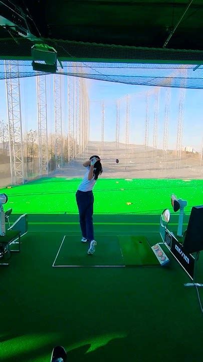 골프인생 1년차 스라짱👍 골프스윙연습♡ Shorts 골프 골프스윙 골프연습 드라이버스윙 유틸리티 아이언스윙