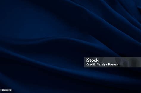 블랙 다크 네이비 딥 블루 추상 럭셔리 우아한 프리미엄 배경입니다 실크 새틴 벨벳 원단 휘장 접는 선 스트라이프 물결이 흐릅니다 파란색에 대한 스톡 사진 및 기타 이미지