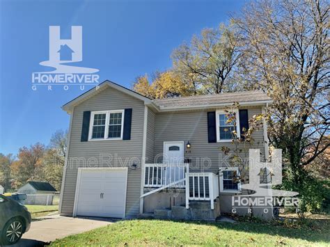 Request A Viewing For 418 N Prairie St Tenant Turner