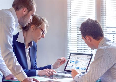 Guide To Use Big Data Analytics In Mobile App Development Annie Tran