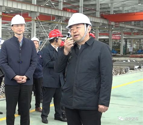 拉练晒实绩，点评增干劲！市委市政府举行全市2021年第一次重特大产业项目攻坚拉练澎湃号·政务澎湃新闻 The Paper