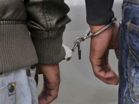کراچی ایئر پورٹ پر جعلی ایمرجنسی پاسپورٹ کے حامل 3 مسافر گرفتار