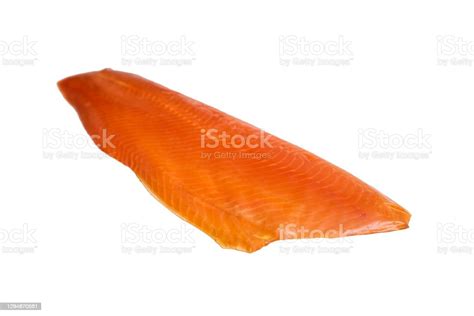 흰색 배경에 원시 연어 필렛 흰색 배경 위에 붉은 물고기의 필렛 건강한 생활방식에 대한 스톡 사진 및 기타 이미지 건강한 생활방식 건강한 식생활 구이 Istock