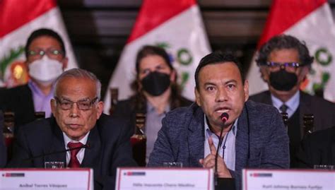 Pedro Castillo Ministerio Público incluye a Aníbal Torres y Félix