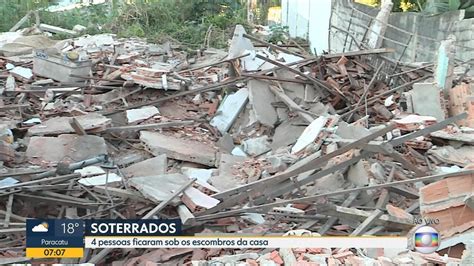 Vídeo Duas vítimas de desabamento de casa em BH permanecem internadas Bom Dia Minas G