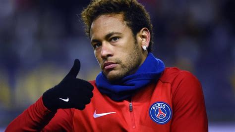 Neymar Volta A Ser Relacionado Para Partida Do Psg Pelo Francês