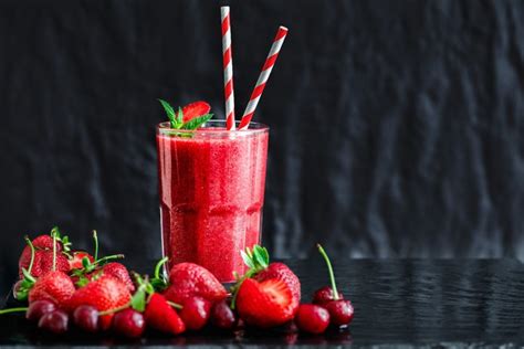 4k 5k Strawberry Cherry Smoothie Drinks Highball Glass Hd