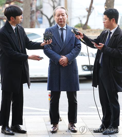 입장 밝히는 주수호 위원장 연합뉴스
