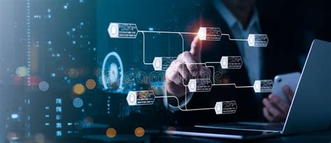 the blockchain technology concept is illustrated using a chain diagram