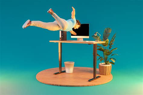 공중에 떠 있는 사업가가 Pc 디스플레이에 빨려 들어간다 초현실적 인 스트레스 몰입 및 가상 현실 개념 무한한 배경에 고립된