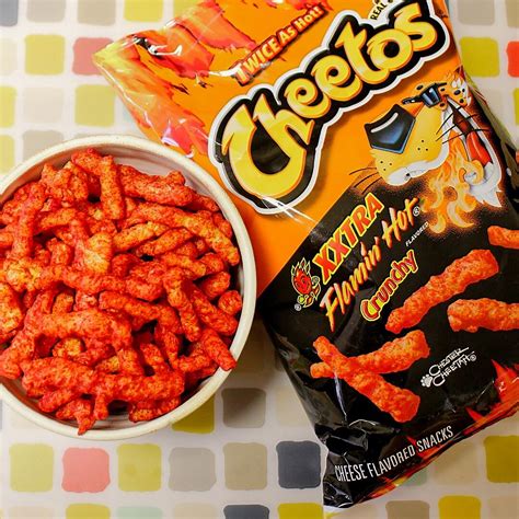 Cheetos Crunchy Flamin Hot Limon And Xxtra Flamin Hot 55 Off