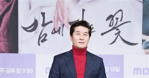 ‘밤에 피는 꽃 김상중 “모든 배우가 장태유 감독에게 속았다”‘폭소