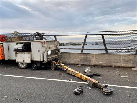 2 Hospitalized After I 95 Crash In Old Saybrook Clinton Ct Patch