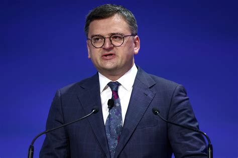 Ukraines Foreign Minister Says Nato Agrees To Speed Ukraine