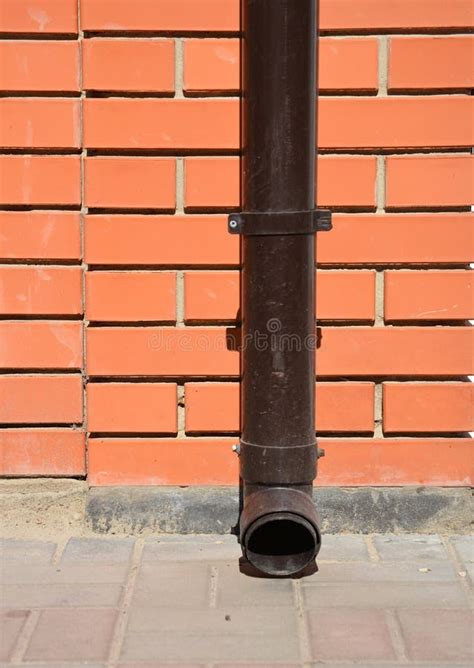 Dakgoot Houders En Downspout Pijp Zonder Enig Drainagegat Op