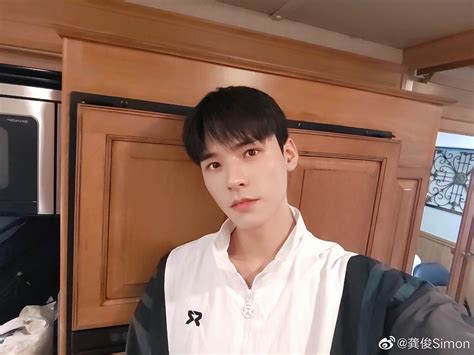 龚俊俊俊子 堆糖，美图壁纸兴趣社区