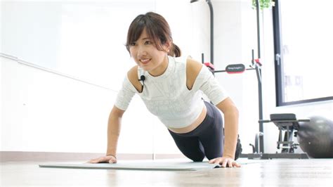 たくましい腕に厚い胸板。筋肉を際立たせる腕立て伏せチャレンジ Antenna アンテナ