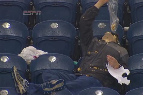 Sports Fans Whose Teams Have Made Them Lose Their Minds News Scores