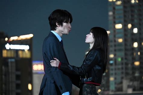 画像23 Snow Man深澤辰哉、山本舞香とキス寸前？「今日からラブリーマン」最終話で恋の行方は？ モデルプレス