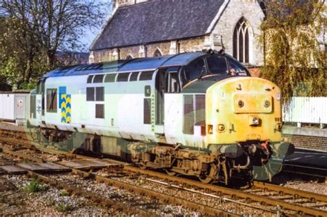 Uk Railway Photograph Of Class 37 Locomotive 37885 Rm37 1889 £170