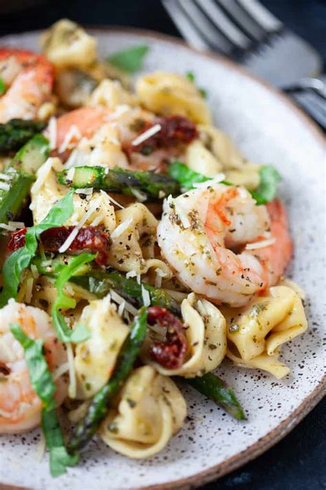 Three Cheese Tortellini With Pesto Shrimp And Asparagus Kara Lydon