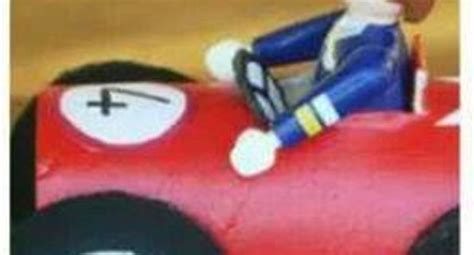 Ариун цэврийн цаасны голоор хүүхдэдээ тоглоом хийж өгөөрэй