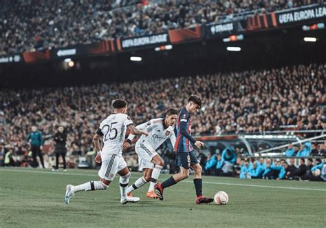 Hasil Liga Eropa Tadi Malam Barcelona Vs Mu Imbang