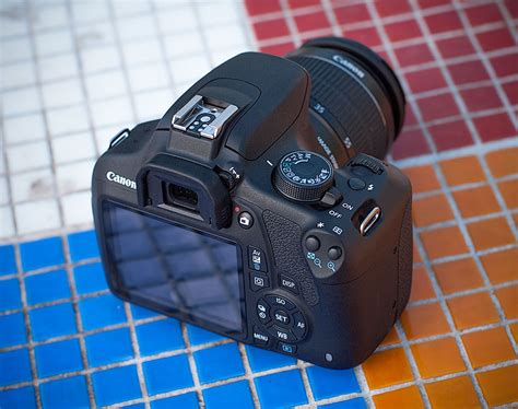 Обзор фотокамеры Canon EOS 1200D