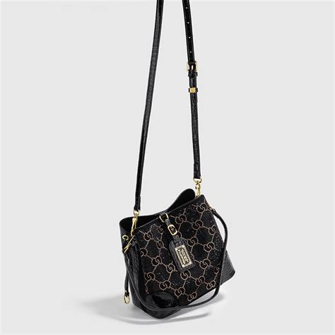 Bolsa Bucket Lisa Maria