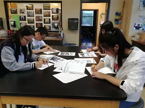 新闻动态 （一）十一中国际部学子赴美国圣玛丽中学研学系列 郑州市第十一中学