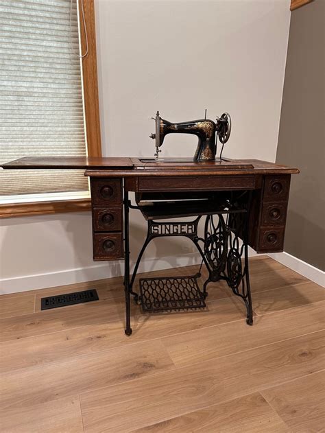 Singer Sewing Machine Arts And Collectibles Winnipeg Kijiji