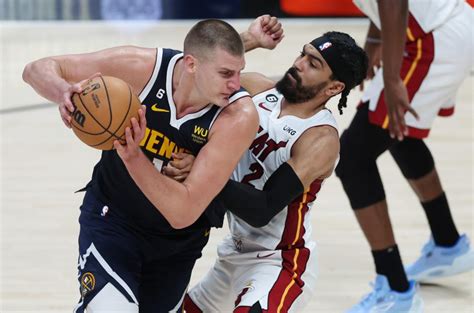 Nba季后赛 巴特勒21分 约基奇空砍4111 热火扳平总分 疯新闻 全民疯娱乐