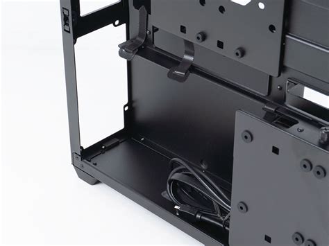 Ssupd Xhuttle Review A Closer Look Inside Techpowerup