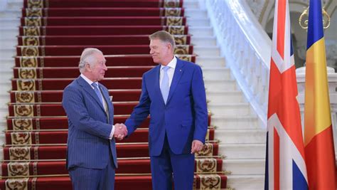 Klaus Iohannis îl primeşte vineri la Cotroceni pe Regele Charles
