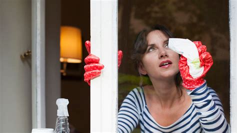 5 Tips For Cleaning Glass Without Streaks Howstuffworks