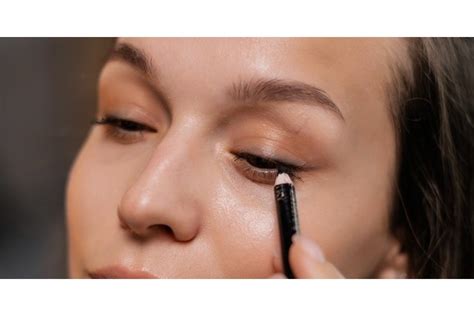 7 Best Eyeliners In The Philippines For That Winged Perfection