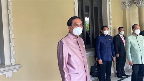 บิ๊กตู่ นำถกครม เงียบเหงา รัฐมนตรีลาประชุมเพียบ