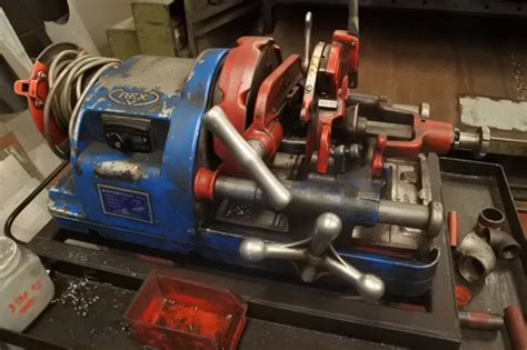Rotostock 3 Pipe Screwing Machine