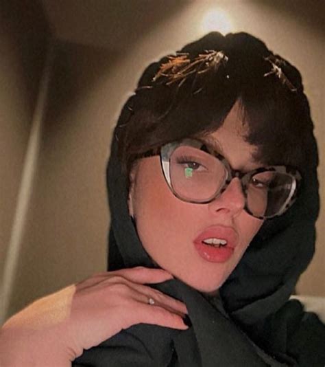 Sara On Twitter Let Me Be Your Lovely 🥰 Slut 💦😘