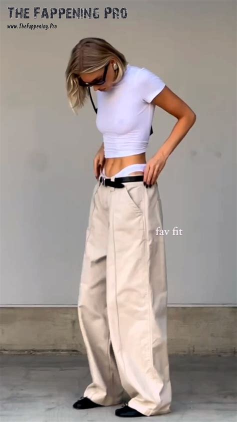 Elsa Hosk Pokies Next To G Photos The Fappening