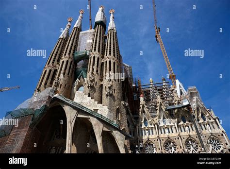 Passion Facade Sagrada Familia Barcelona Hi Res Stock Photography And Images Alamy