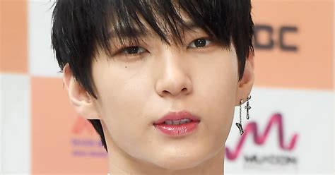 빅스 레오 촉촉한 눈빛 포토엔hd