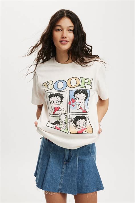 Betty Boop Regular Graphic Fit Tee