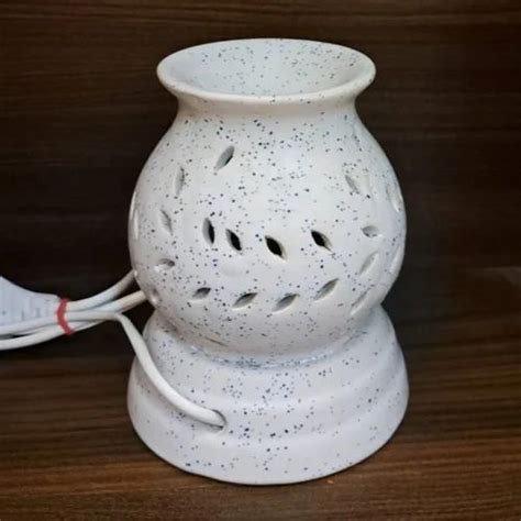 White Ceramic Electric Diffuser At ₹ 220 Piece Aromatherapy Diffuser