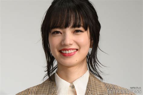 画像1 21 小松菜奈、第1子出産後初の公の場 監督が圧巻の美貌称賛「美しい」【わたくしどもは。】 モデルプレス