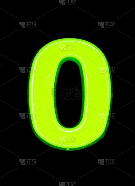 黑色背景上的数字零。 N素材 花瓣网