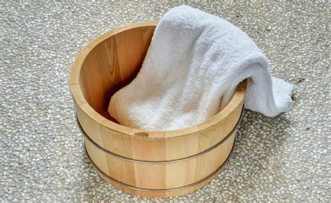 Banho de assento tudo sobre esse método antigo e eficaz Clínica