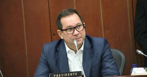Lidio García Hizo Fuerte Regaño Por Inasistencia De Los Ministros De Educación Y Hacienda A Un