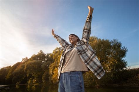 Amici Che Si Divertono Insieme Foto Gratis