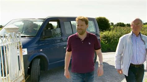 IMCDb Org Volkswagen Transporter T5 Typ 7H In Small Far Away The